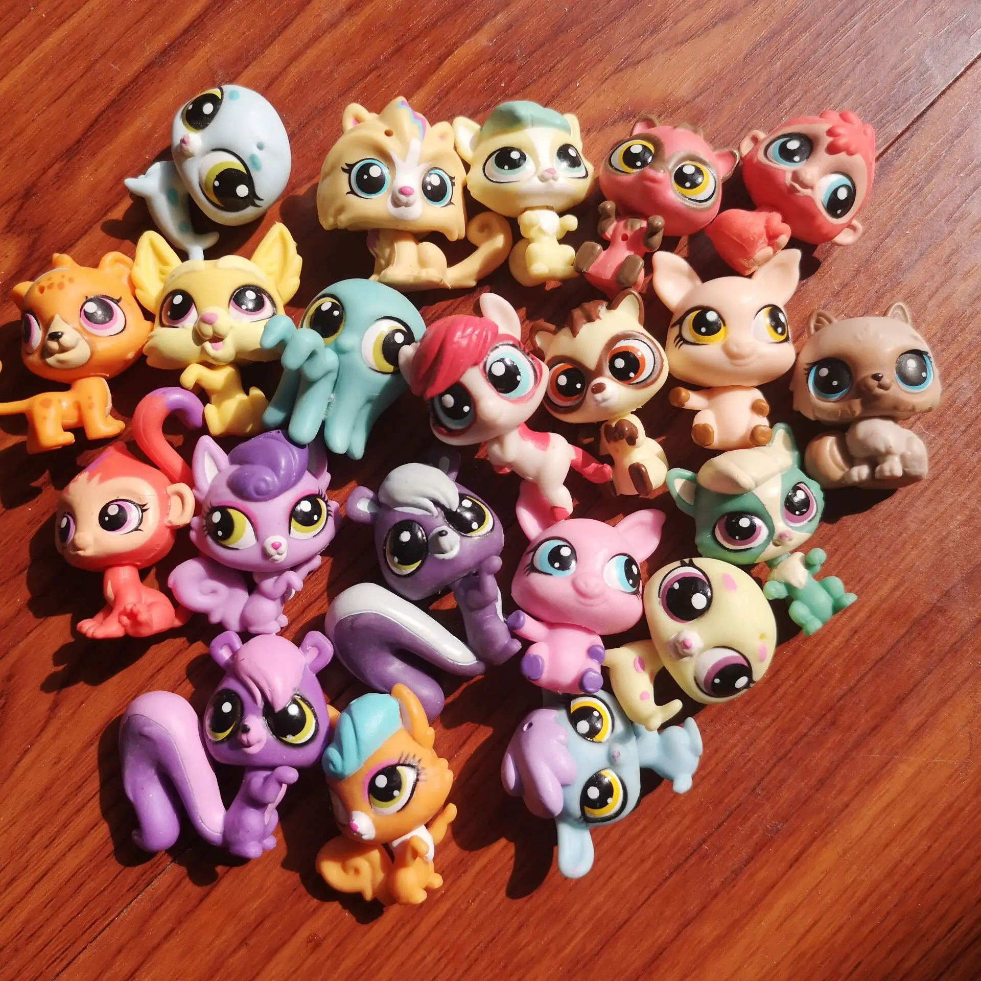 6PCS-Children-Magic-mini-little-pet-Animals-Model-Toys-Pet-Ball-egg ...