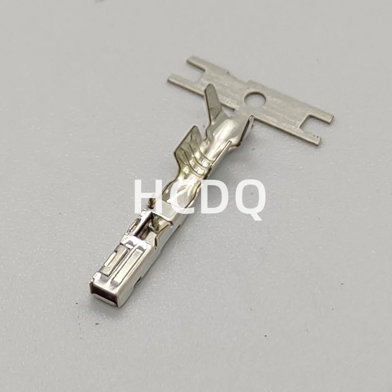 The-original-82998-24350-Female-automobile-connector-shell-and-terminal ...