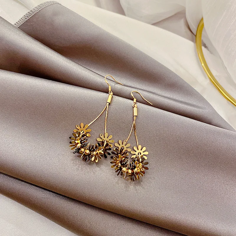 2020 new Korean women's sweet fashion Daisy earring accessories ear ...