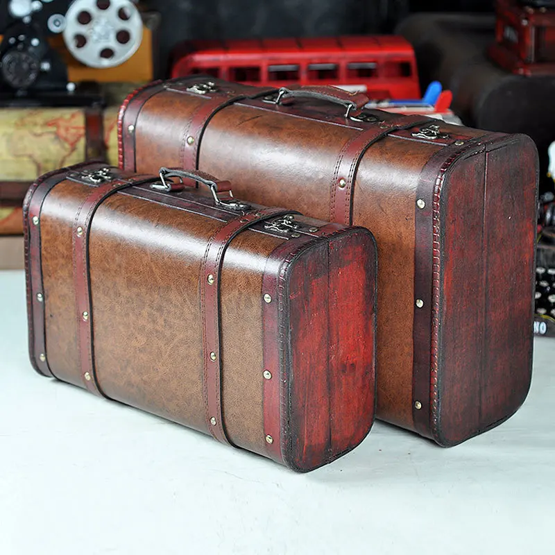 Retro-Style-Nostalgic-Box-Decoration-Old-Fashioned-Suitcase-Old-Object ...