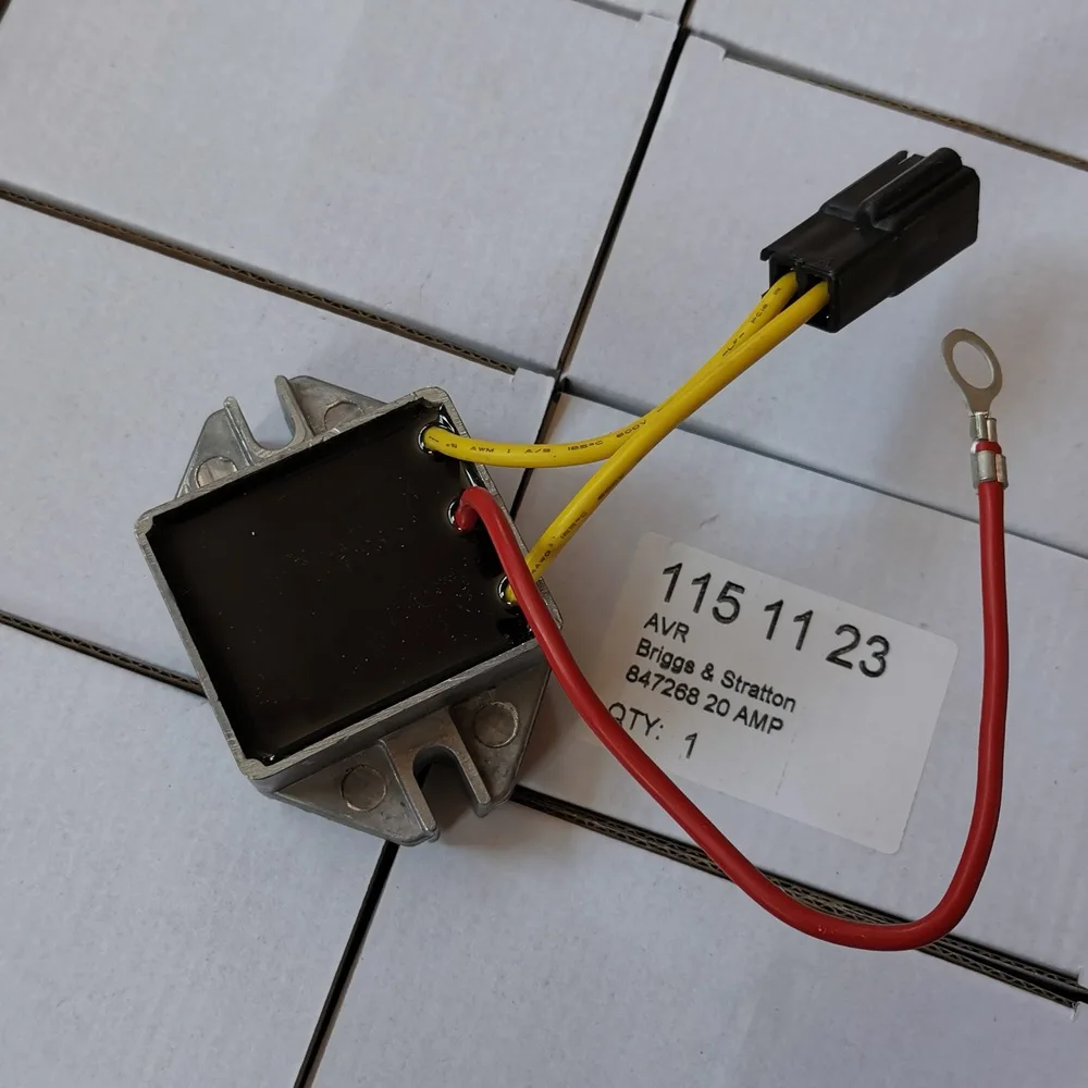 847268 Feszültségszabályozó Avr Briggs & Stratton 20 Amp – FIXO.hu