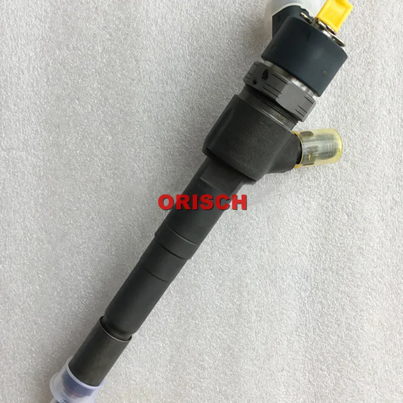 Original-and-new-injector-0445110310.jpg