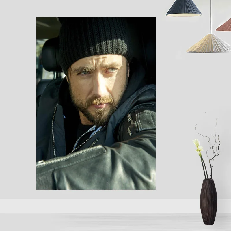 Justin Chatwin Hot