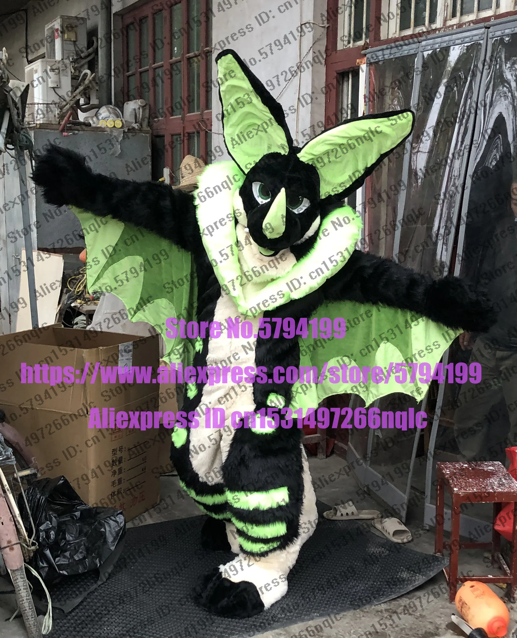 3-D Eyes Slim Digitigrade Bent Legs Black Bat Wing dragon dinosaur REAL ...