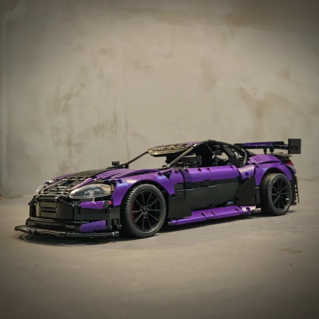 NEW high-tech 1:8 Purple Martining Vantage Super Racing Car Model ...