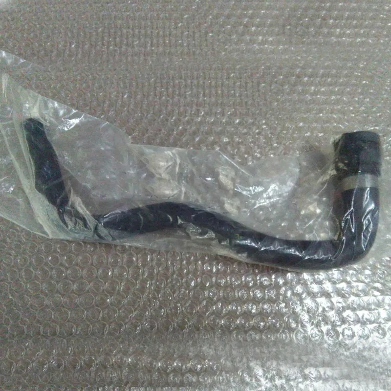 Mangueira-para-radiador-automotivo-30794859-litros-60-s60l-s80-s80l-v60 ...