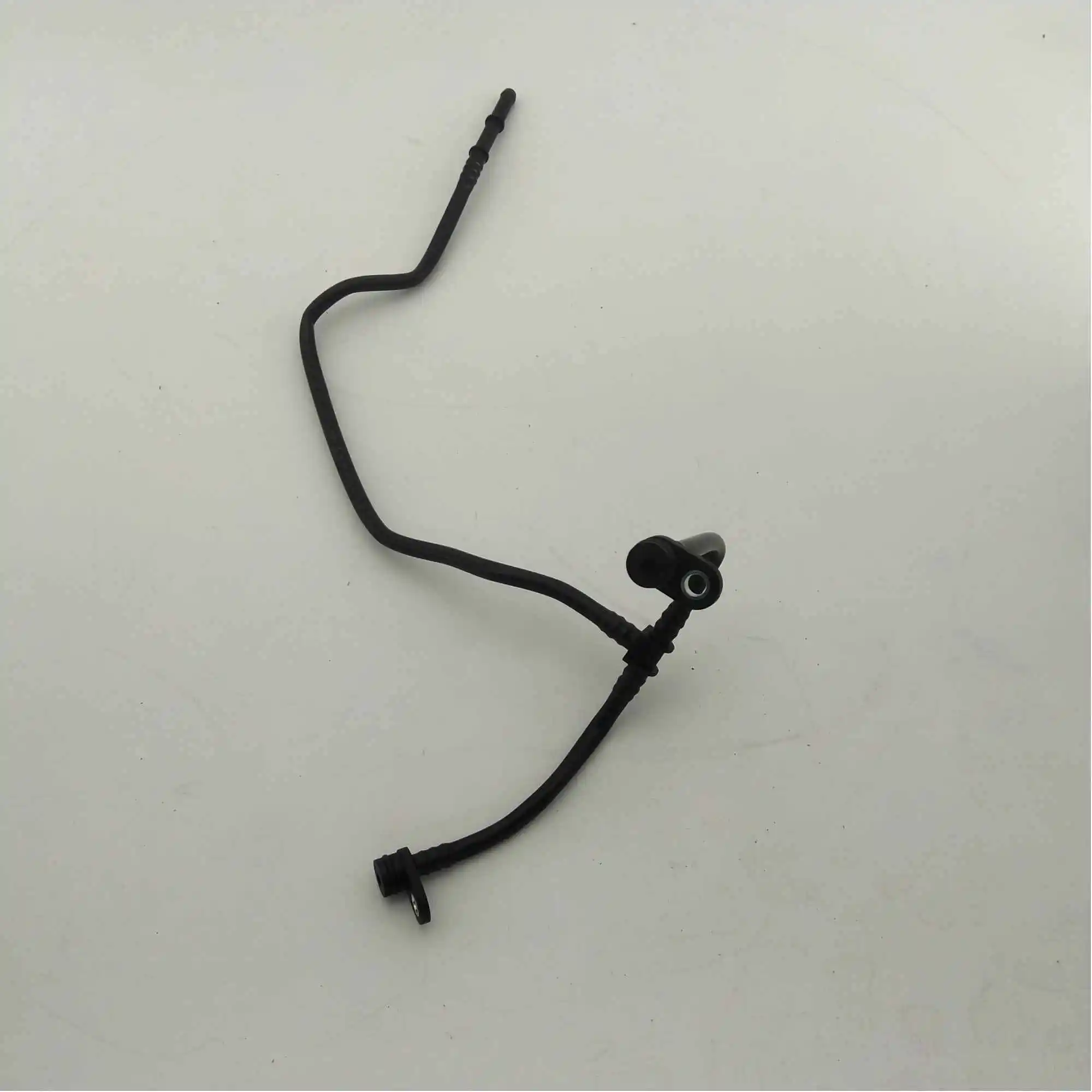 Y type ventilation hose for Porsche 970/95B/E2 V6 3.0T/3.6T model OEM ...