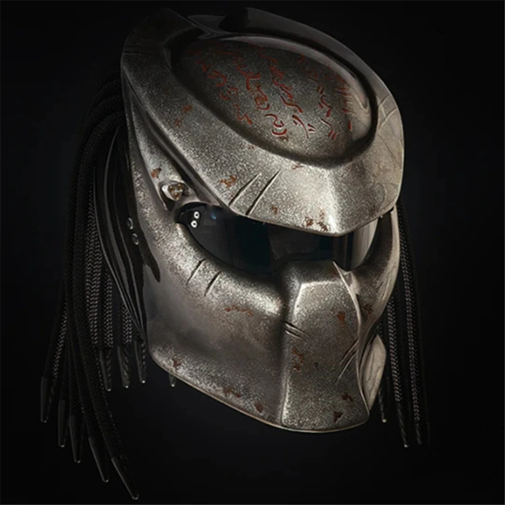 Predator Tracker Mask