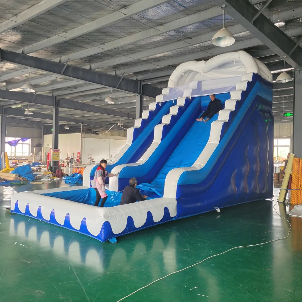 Popular-Design-PVC-Inflatable-Slide-with-Front-Pool-and-Pattern.jpg