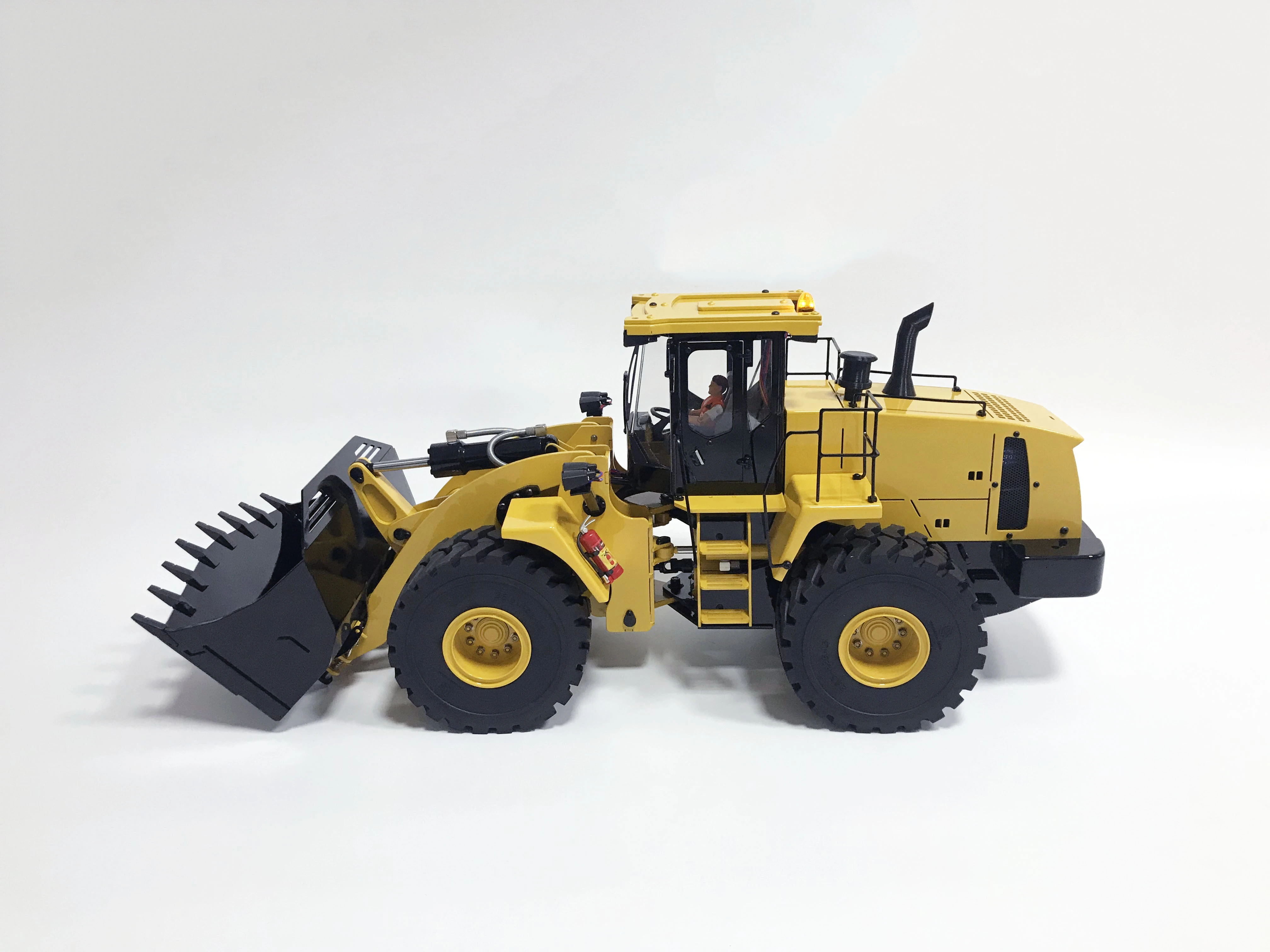In Stock!!free Shipping!!!cat 980 Komatsu Wa470 1/14 Rc Metal Hydraulic ...