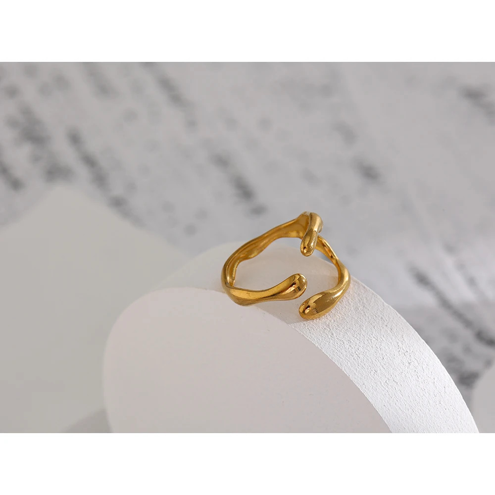 Ring New Design Metalic 18 K PVD – Kosmo Jewellery