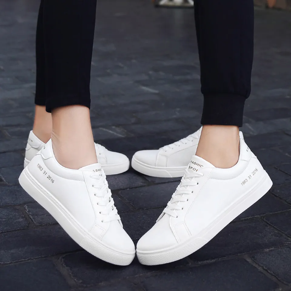 Venta > tenis blancos mujer deportivos > en stock