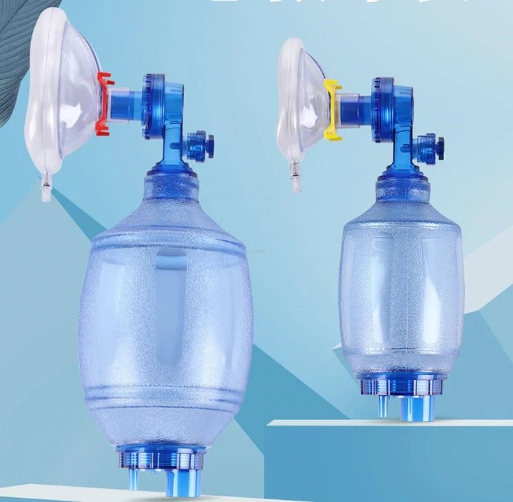 Simple-respirator-physician-USES-resuscitator-resuscitation-ball ...