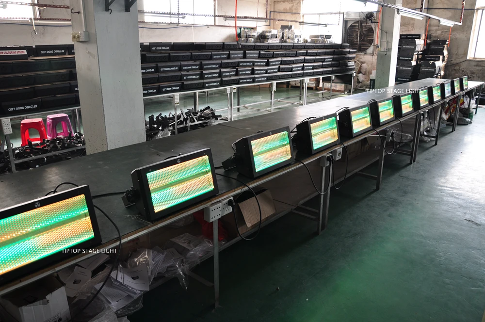 Martin Atomic Strobe Light | Tiptoplight