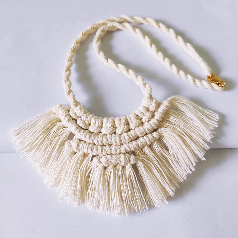 Macrame Necklace | Macrame-design.com