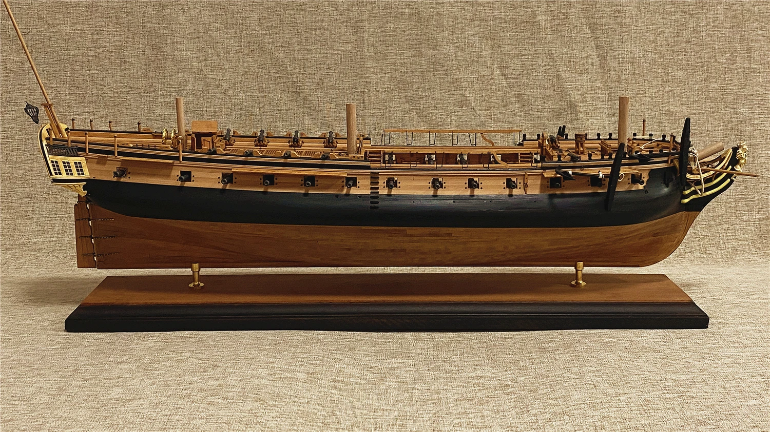 wood-ship-kit-Hobby-ship-model-building-kit-Scale-1-72-Belle-Poule-1780 ...