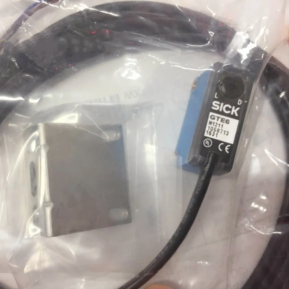 Photoelectric Sensors Gte6-p1231 Gte6-n1231 Gte6-n1211 Gte6-n1212 Gte6 ...