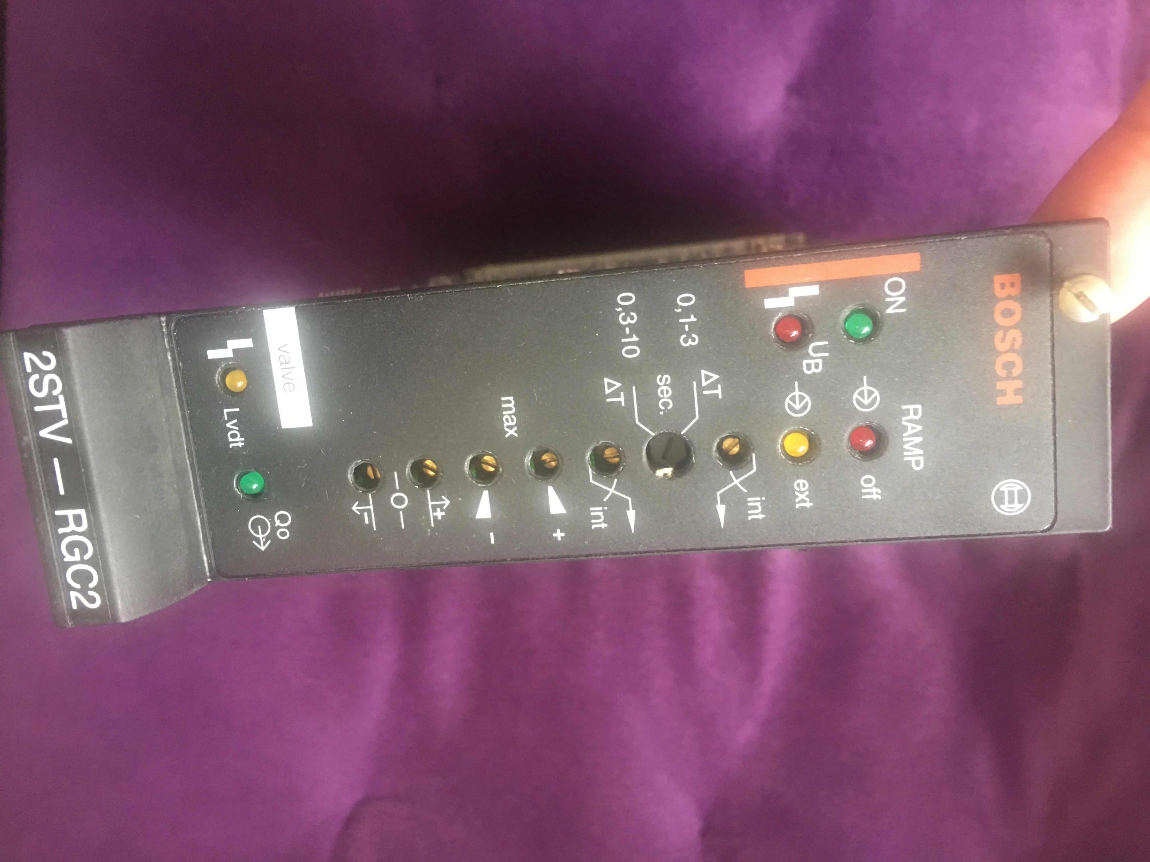 Used-Good-Condition-2STV-RGC2-0811405073-BOSCH-REXROTH.jpg