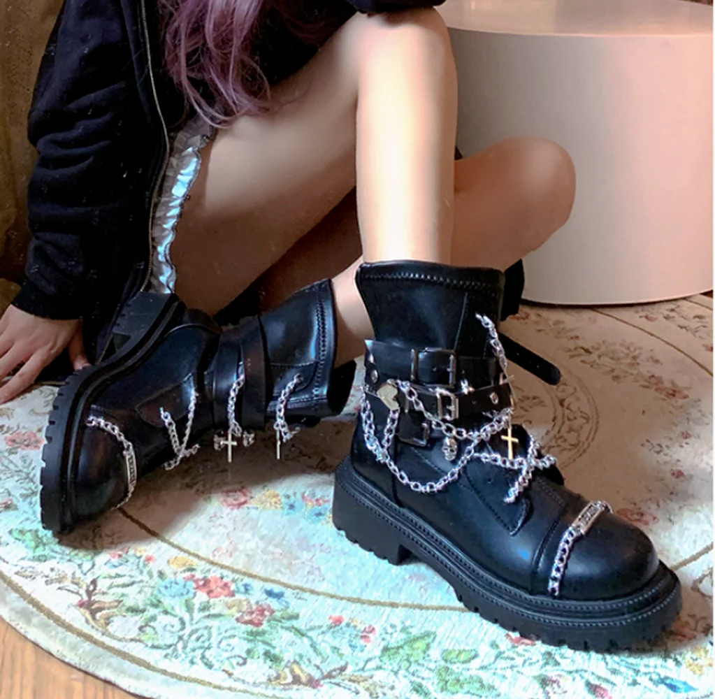 Goth Metal Toeed Boots