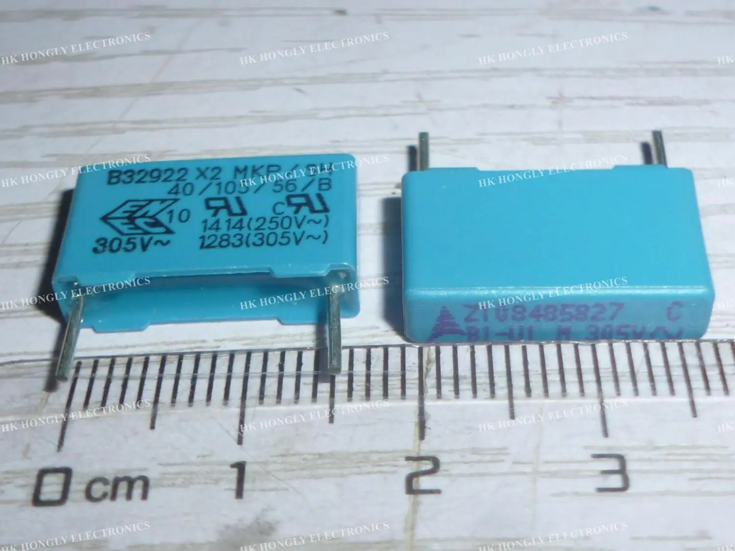 10PCS B32922 X2 MKP/SH U1 U15 U22 U33 U47 U68 M 20% 305V P=15mm 0.1UF 0 ...