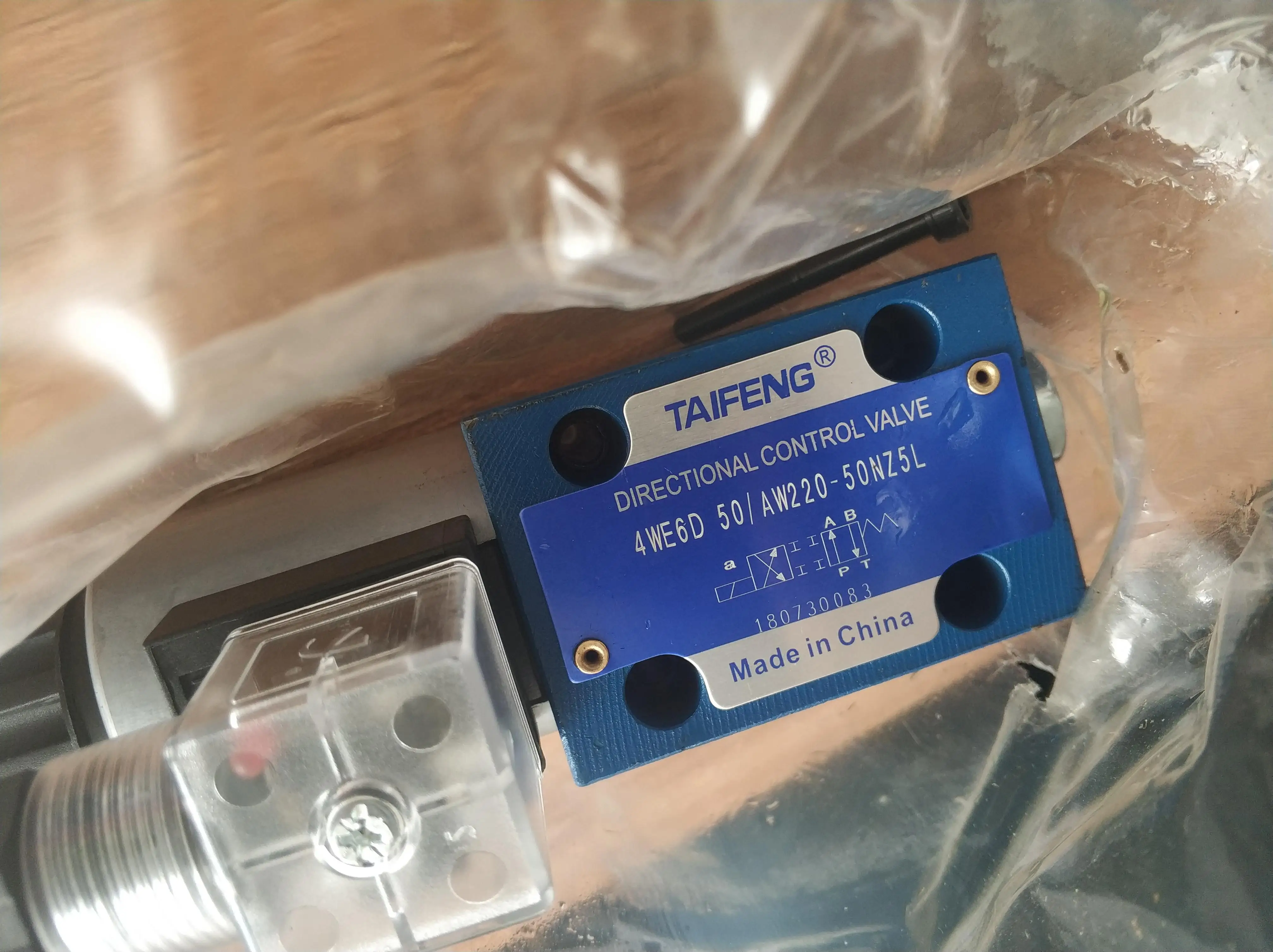 TAIFENG-DIRECTIONAL-CONTROL-VALVE-4WE6EA-50-AG24NZ5L-4WE6D-50-AW220 ...