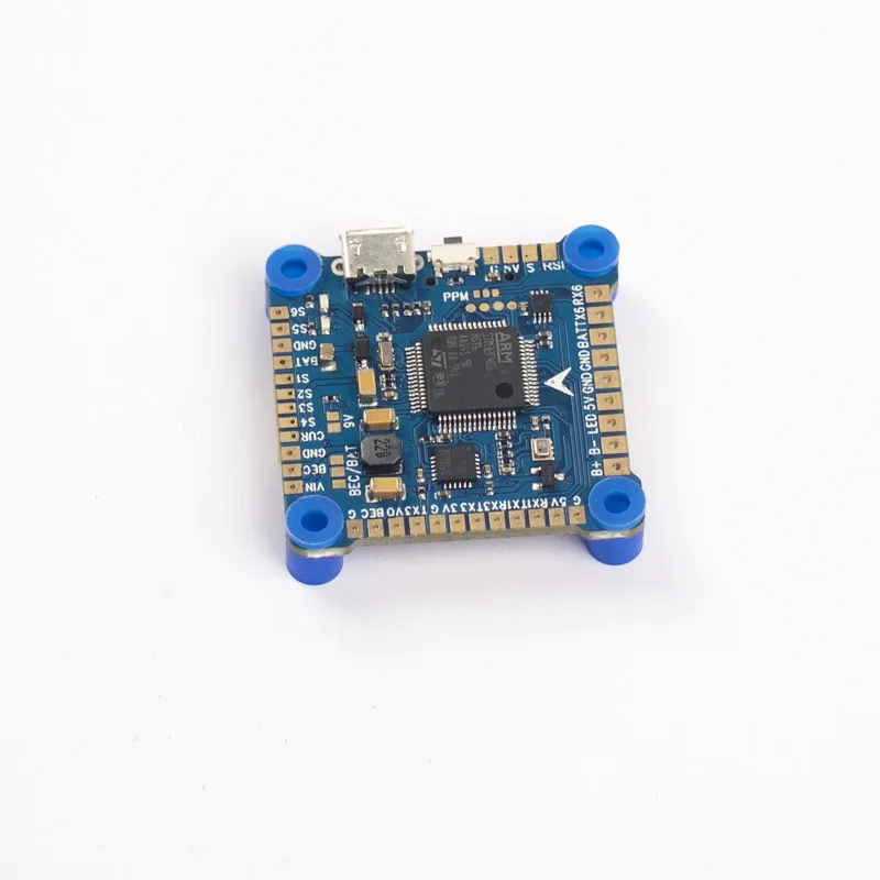 Omnibus F4 V3 Plus - at all stores