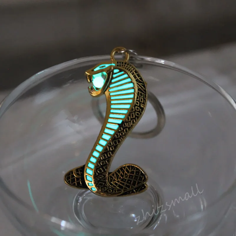 Keychain Cobra Glowing | Ring Keychain Glowing | Cobra Snake Keychain ...