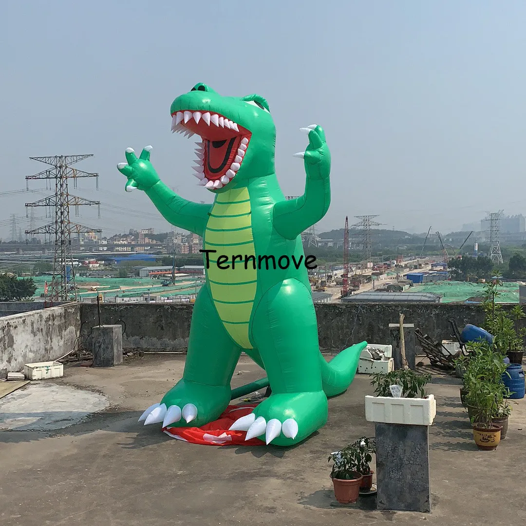 GIANT-Inflatable-Replica.jpg
