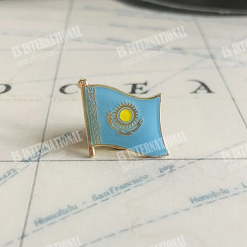 Kazakhstan National Flag Lapel Pins Crystal Epoxy Metal Enamel Badge ...