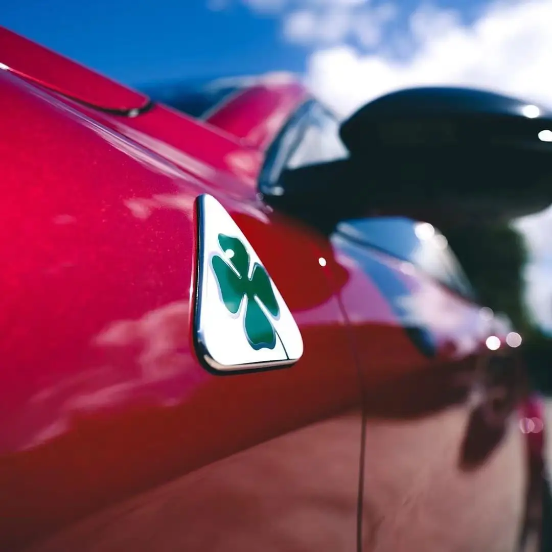 Car four-leaf clover decorative stickers is suitable for Alfa Romeo ...
