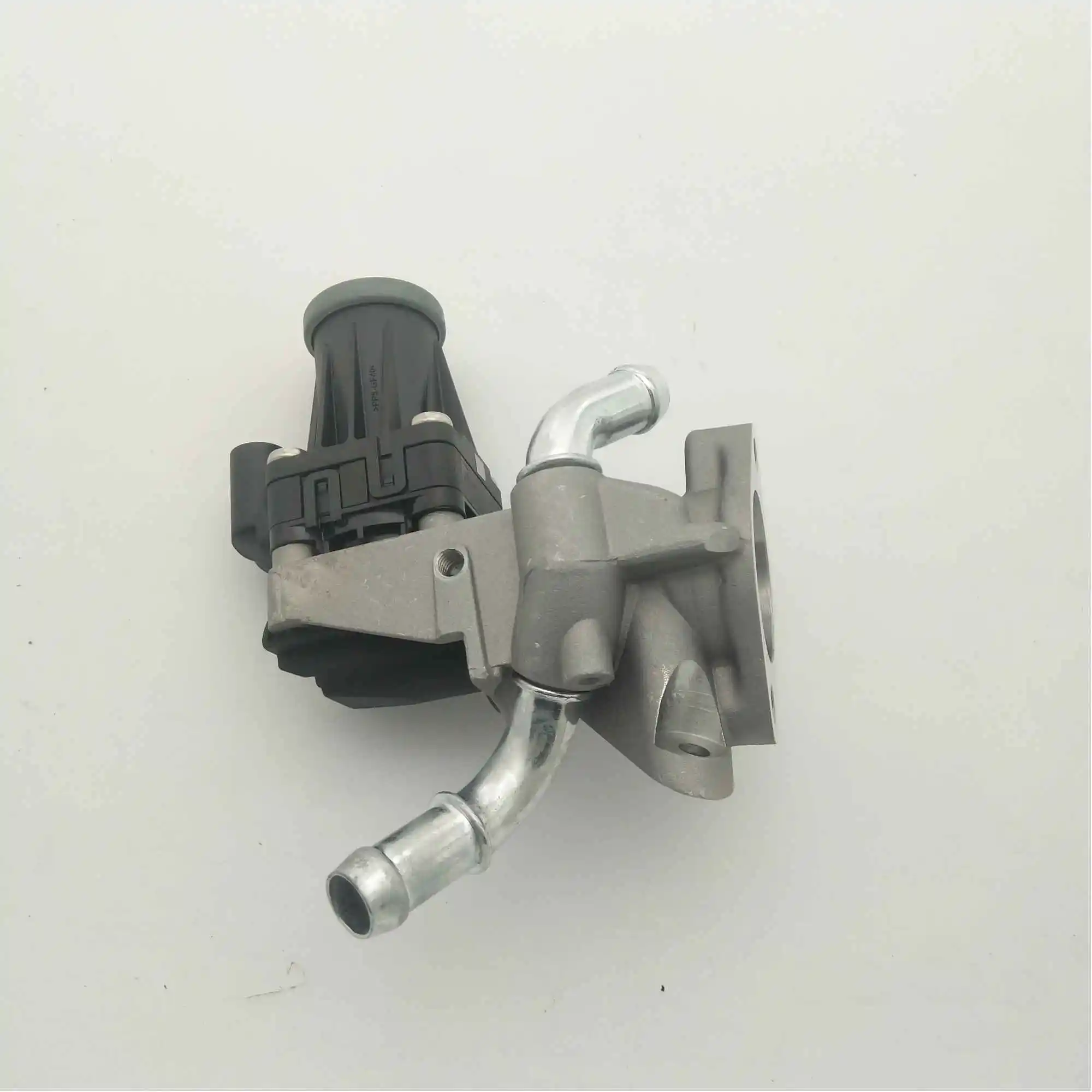 V-lvula-EGR-de-BK2Q-9D475-CD-para-quanshun-V348-2-2-FB3Q-9D475-AC-BK2Q.png