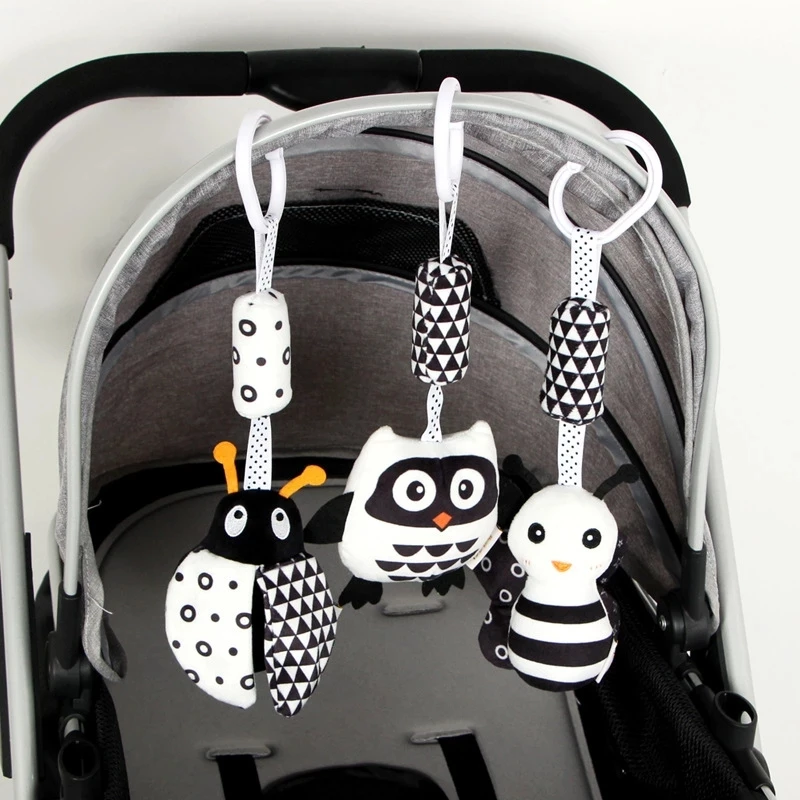 2022 New Animal Model Black And White Wind Chimes Baby Toy Neonatal ...