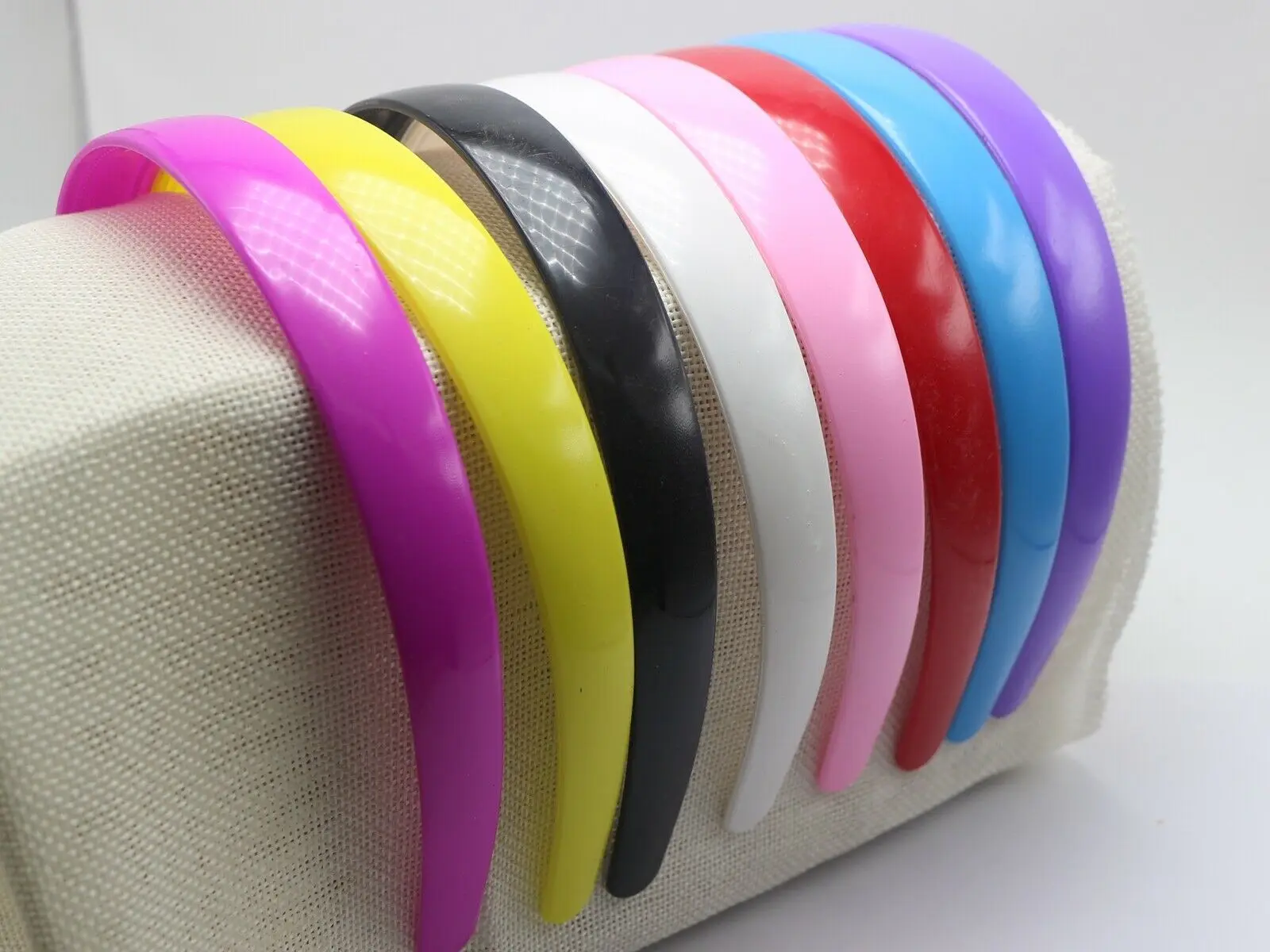 6-Pcs-Plastic-Wide-Alice-Hair-Band-Headbands-20mm-3-4-Hair-Accessories.jpg
