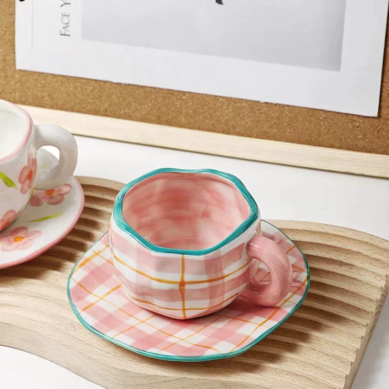 Taza de café de cerámica con flores pintadas a mano, taza con platillo para el desayuno, leche ...