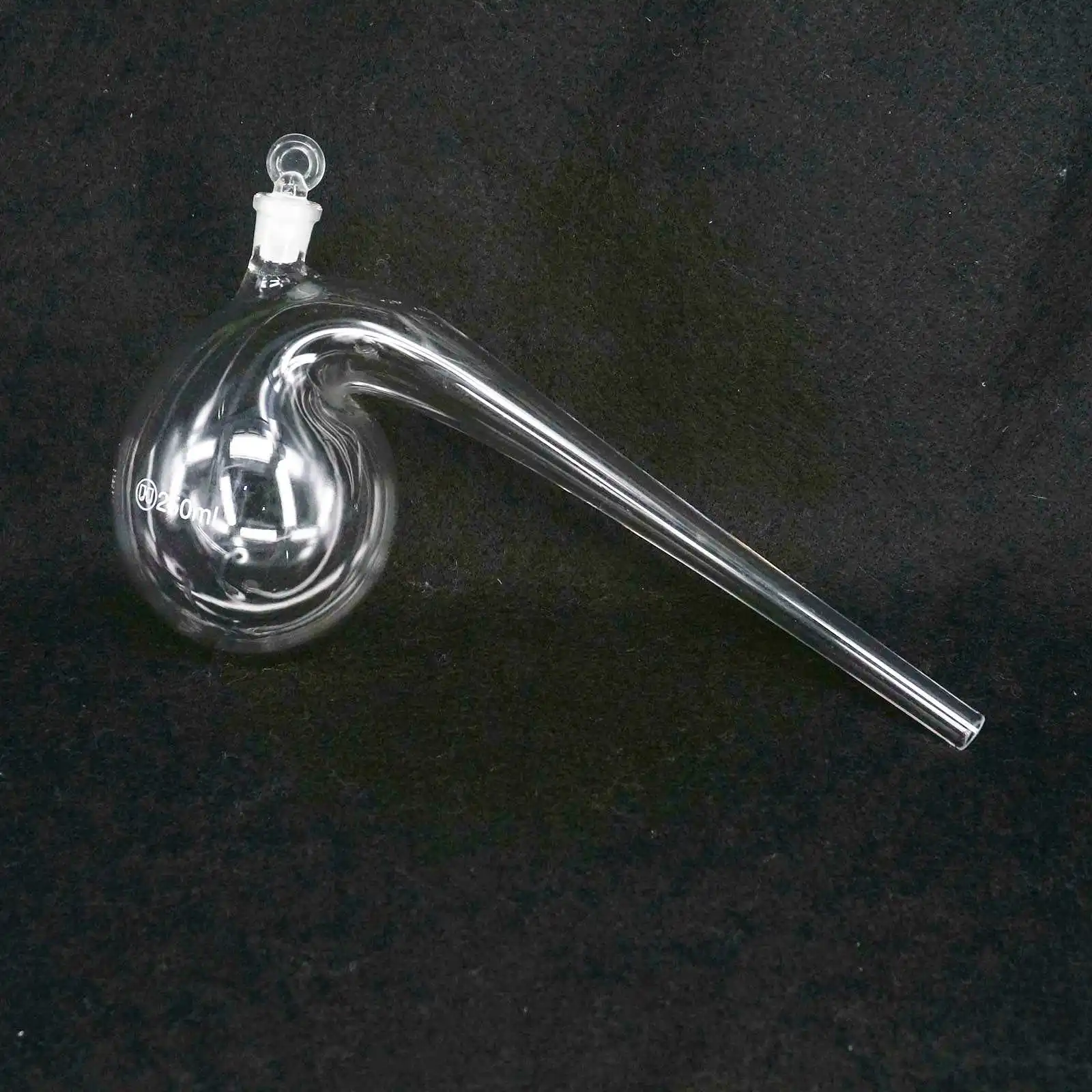 125ml 250ml 500ml 1000ml 2000ml Borosilicate Glass Retort with Ground ...