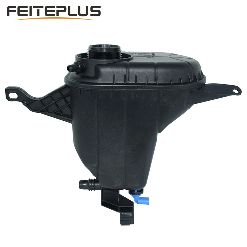 17137601950 ถังน้ำหล่อเย็นสำหรับ BMW F01 F02 F03 F04 F11 F10 ...