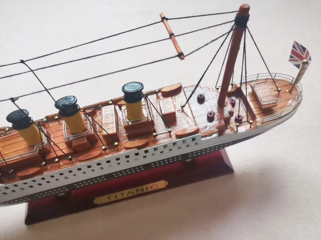Modelo-de-barco-a-vela-de-madeira-para-decora-o-Artesanato-Titanic ...