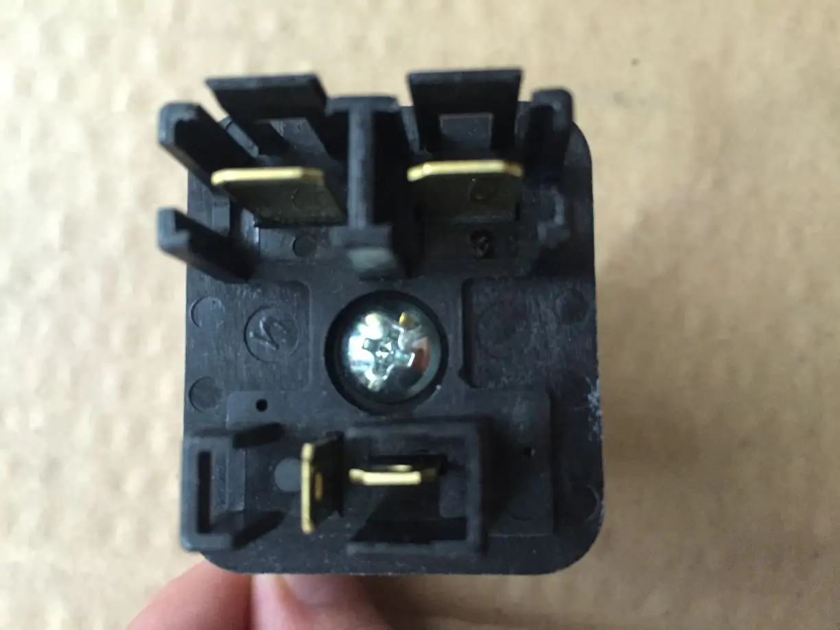 Original New Glow Plug Relay 119650-77910 4TNV88-SSU 12V G71SU