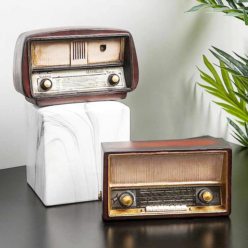 Resin Vintage Radio Craft Bar Home Decoration Antique Classic Living ...