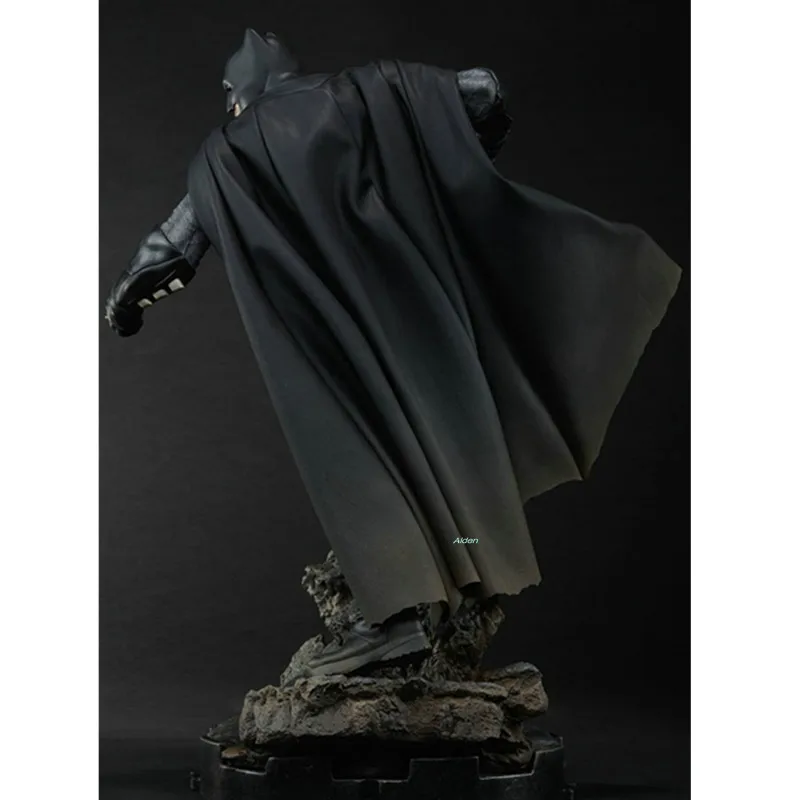 18" SS 300386 Statue Superhero Bust The Dark Knight Full-Length ...