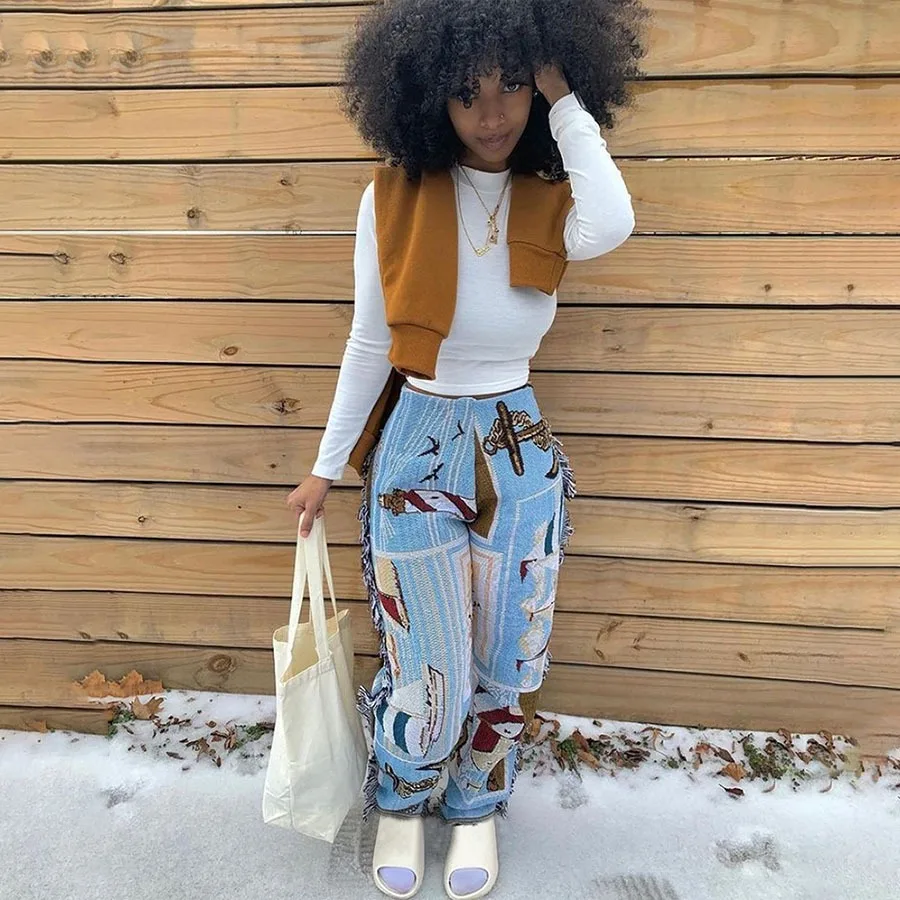 Printed Jogger Pants Outfit