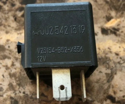 Relé Da Bomba de Combustível para Mercedes 600SL A0009828023 Original ...