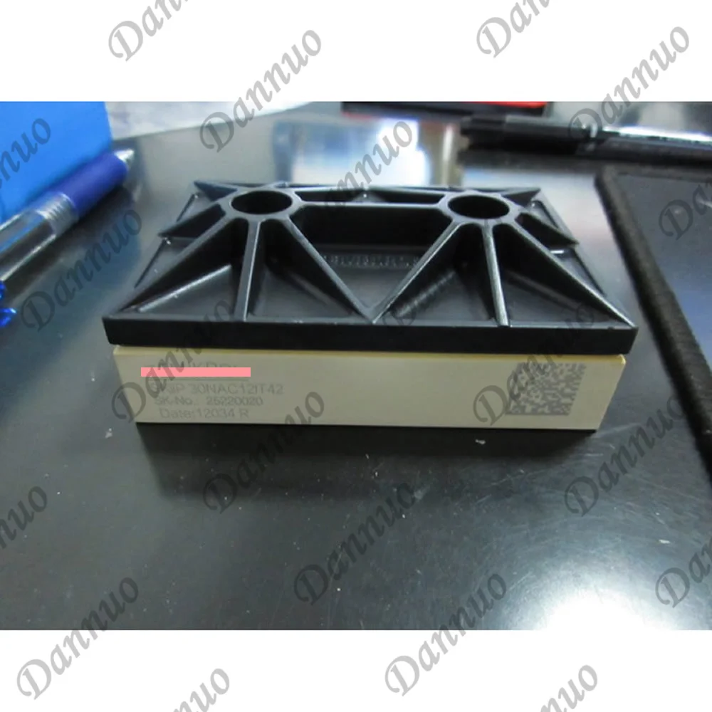 SKiiP30NAC12IT42-SKiiP-30NAC12IT42-IGBT-Power-Module.jpg