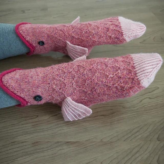 Knit Crocodile Socks | asghedom.com