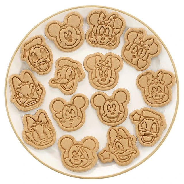 Mickey And Minnie Mouse Cookies