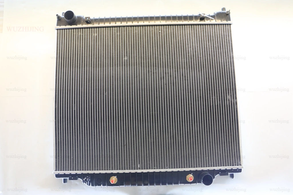 Radiator for Ford E 350 E350 Econoline V10 6.8L 1997 1998 Water Tank ...