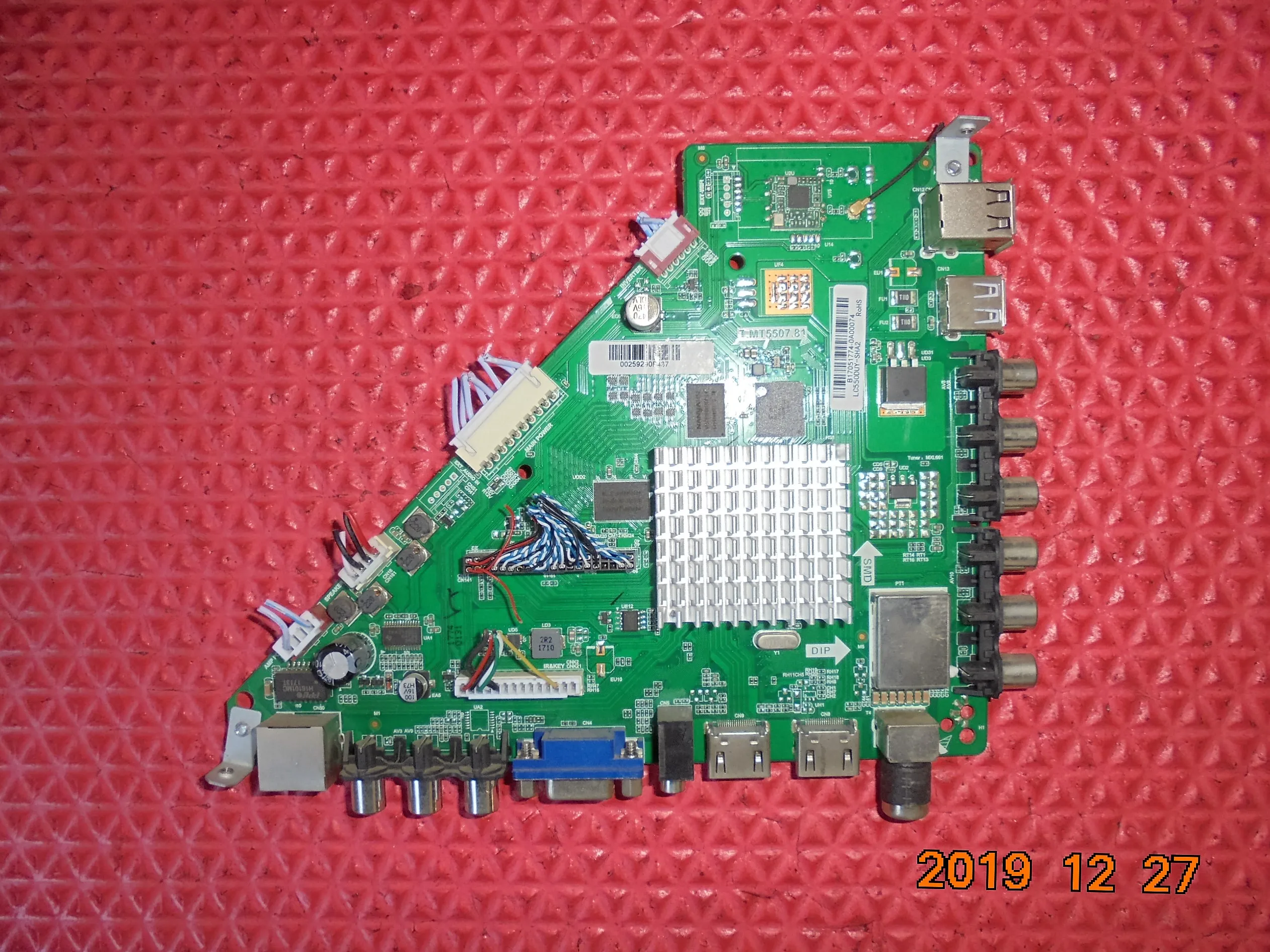 F55A71F1-Board-T-MT5507-81-with-Screen-LC550DUY-SHA2.jpg