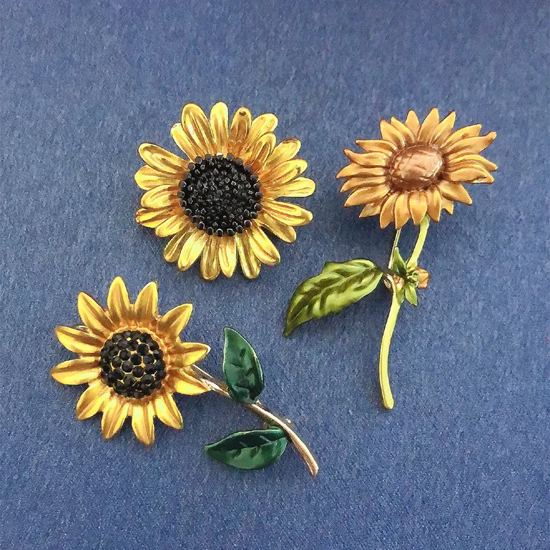 Fashion Yellow Rhinestone Sunflower Flower Brooch Female Party Clothing ...