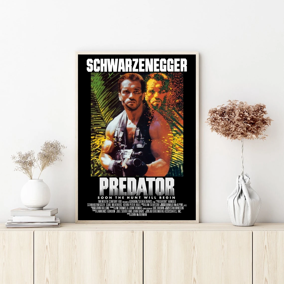 Predator Arnold Schwarzenegger Cover