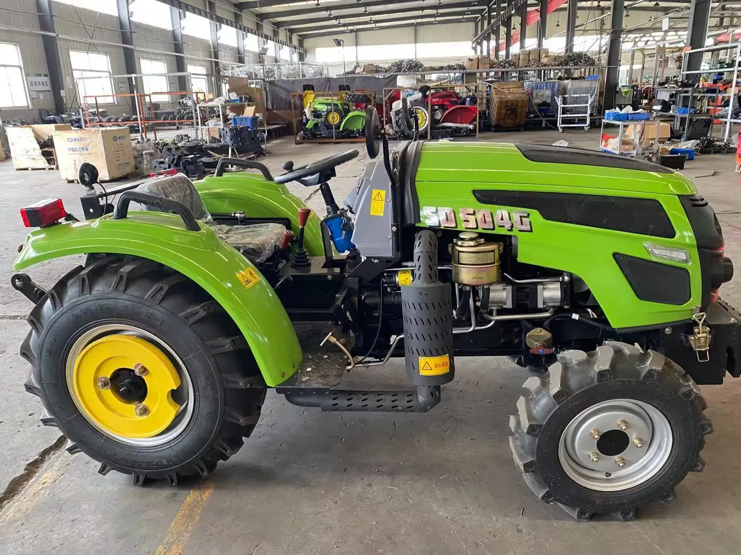 4x4-Anh-nger-landwirtschaft-lichen-Traktor-Rad-Traktor-25-PS-4WD-Ackers ...